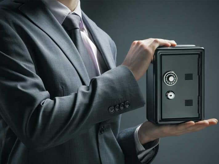 بیمه پول چیست؟ + پوشش‌ها و تعهدات بیمه‌نامه - azki